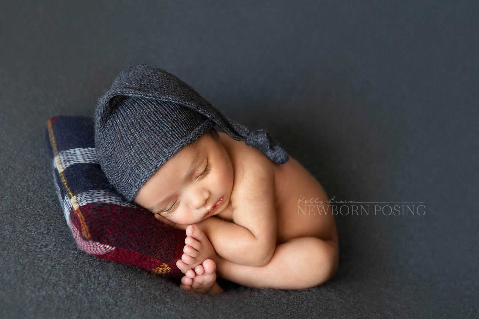 What to Share on Social Media - Newborn Posing by Kelly Brown
